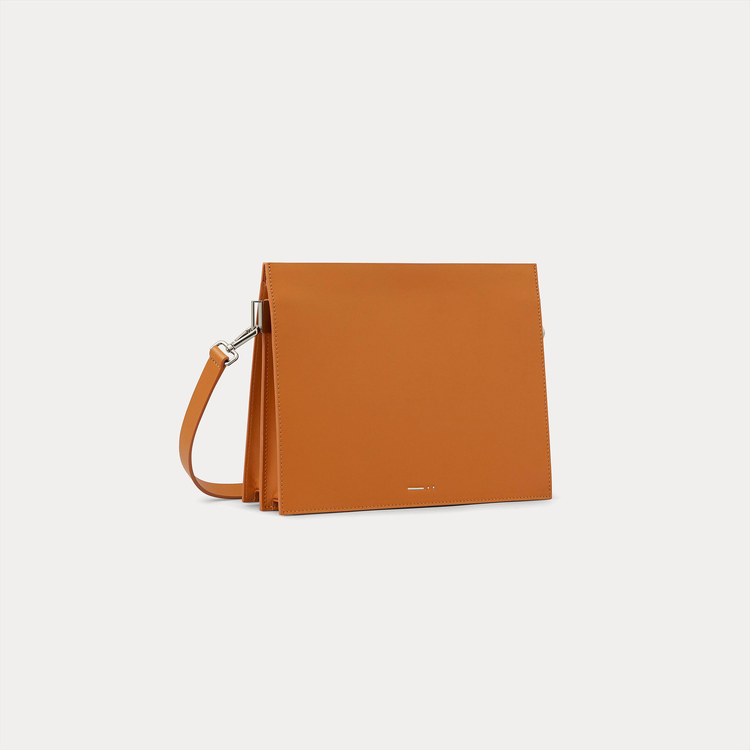 DA06 Shoulder - Brown by dash.